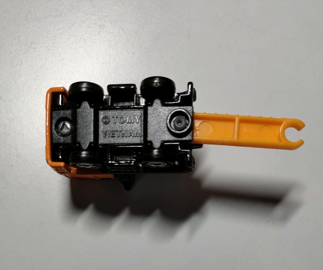 Tomica 122 - Shinkansen Carrier, Hobbies & Toys, Toys & Games on Carousell