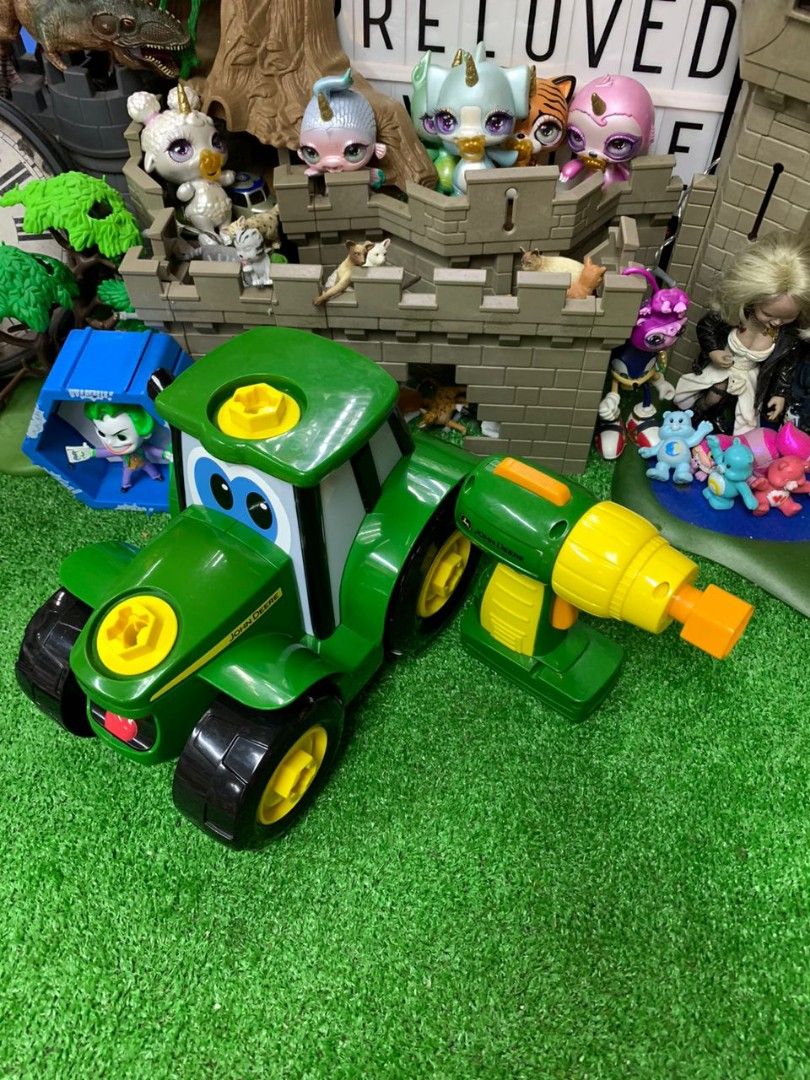 Tomy John Deere Build A Johnny Tractor, Hobbies & Toys, Toys & Games on ... Tomy John Deere Build A Johnny Tractor, Hobbies & Toys, Toys & Games on ...