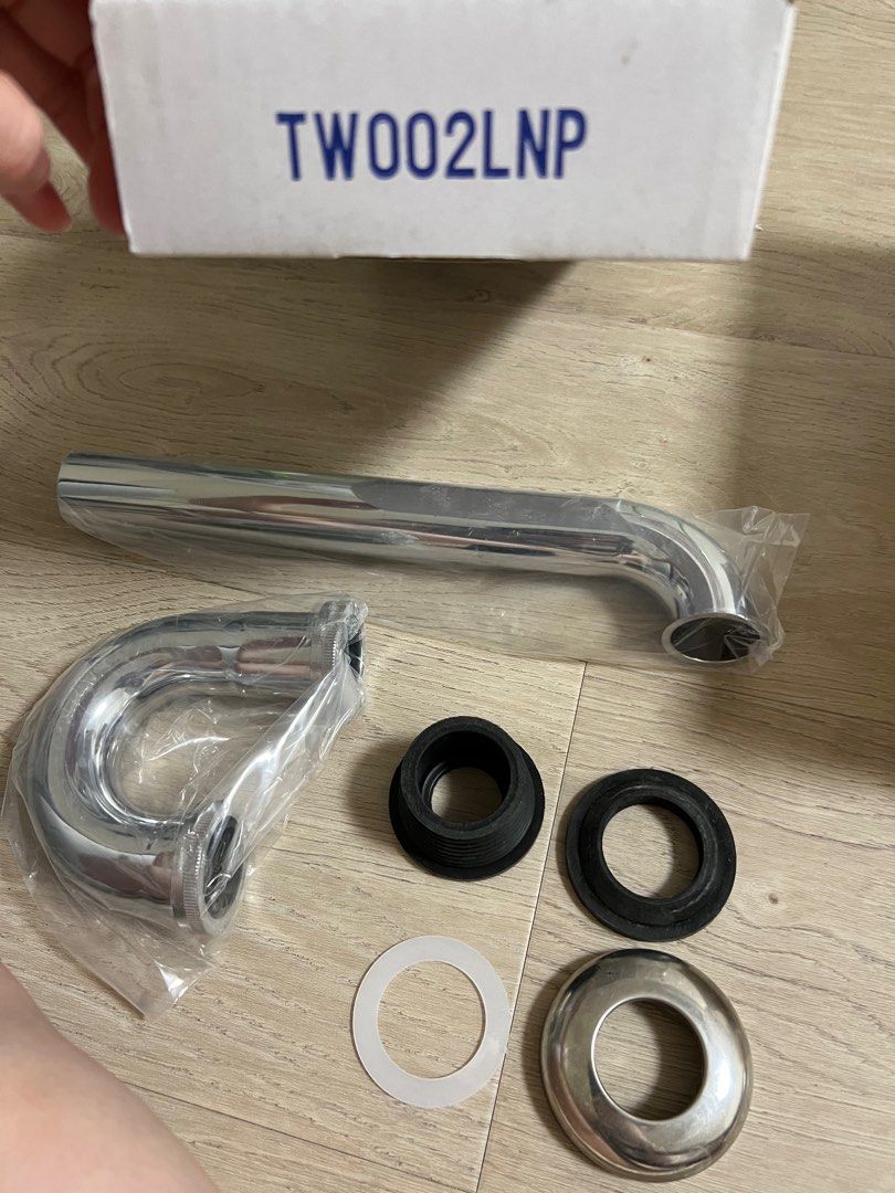 TOTO 衛浴TW002LNP P管組 止水栓無鉛全新, 家具及居家用品, 浴室、廚房用品配件在旋轉拍賣