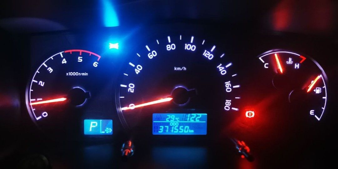 Toyota Hiace High roof Speedometer LED replacement, Car Accessories ...