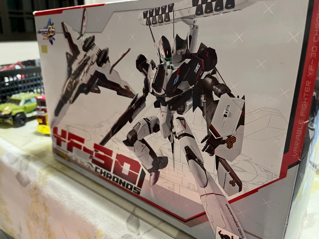 macross YF30 chronos, Hobbies & Toys, Toys & Games on Carousell