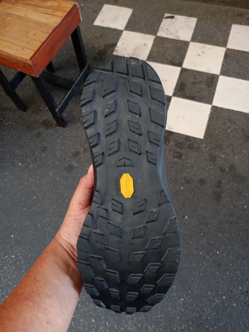 Arcteryx, Men's Fashion, Footwear, Sneakers on Carousell