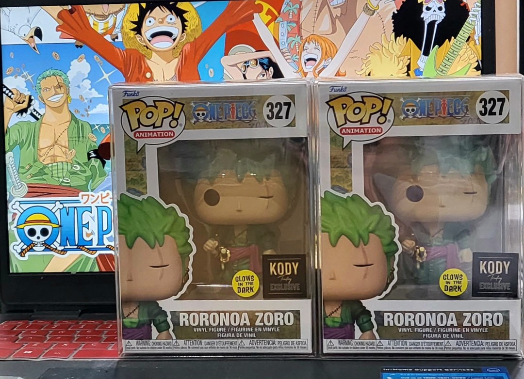 Funko Pop! One Piece: 327 Roronoa Zoro - GITD Kody, Hobbies & Toys ...