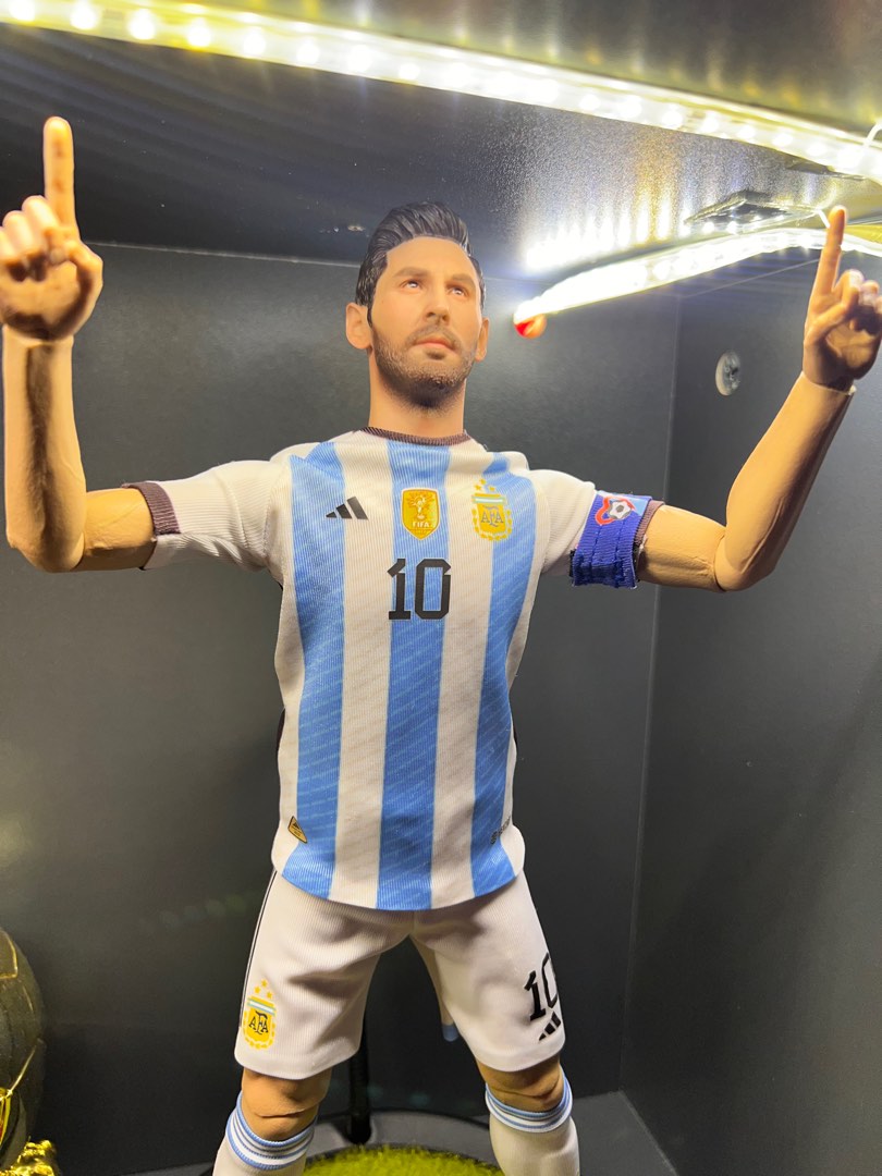 L Messi Figures 1/6, Hobbies & Toys, Toys & Games on Carousell