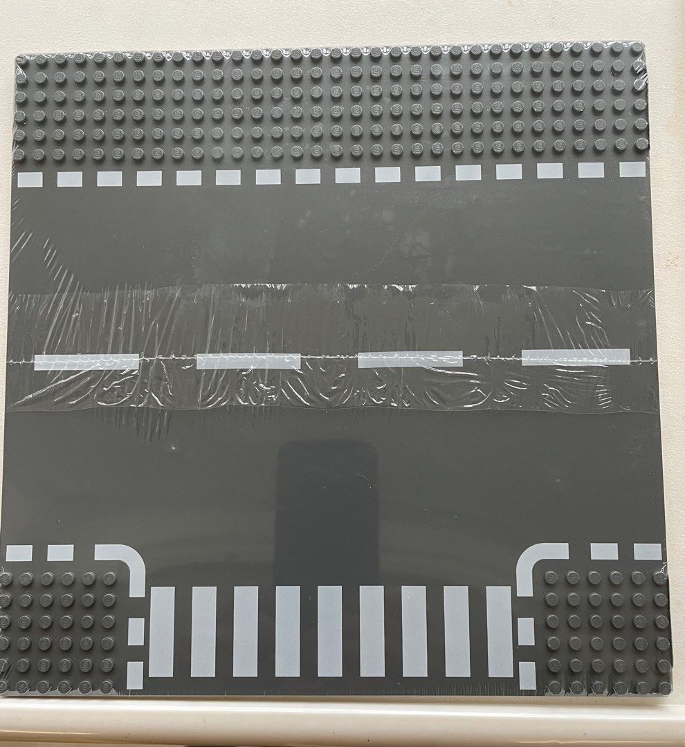 Lego City 7281 / 4108 road plates, 興趣及遊戲, 玩具 & 遊戲類 - Carousell