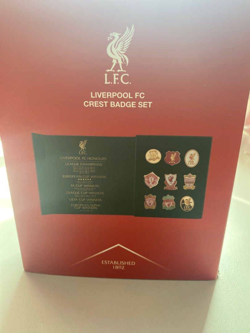 Liverpool FC Crest Badge Set, Hobbies & Toys, Collectibles ...