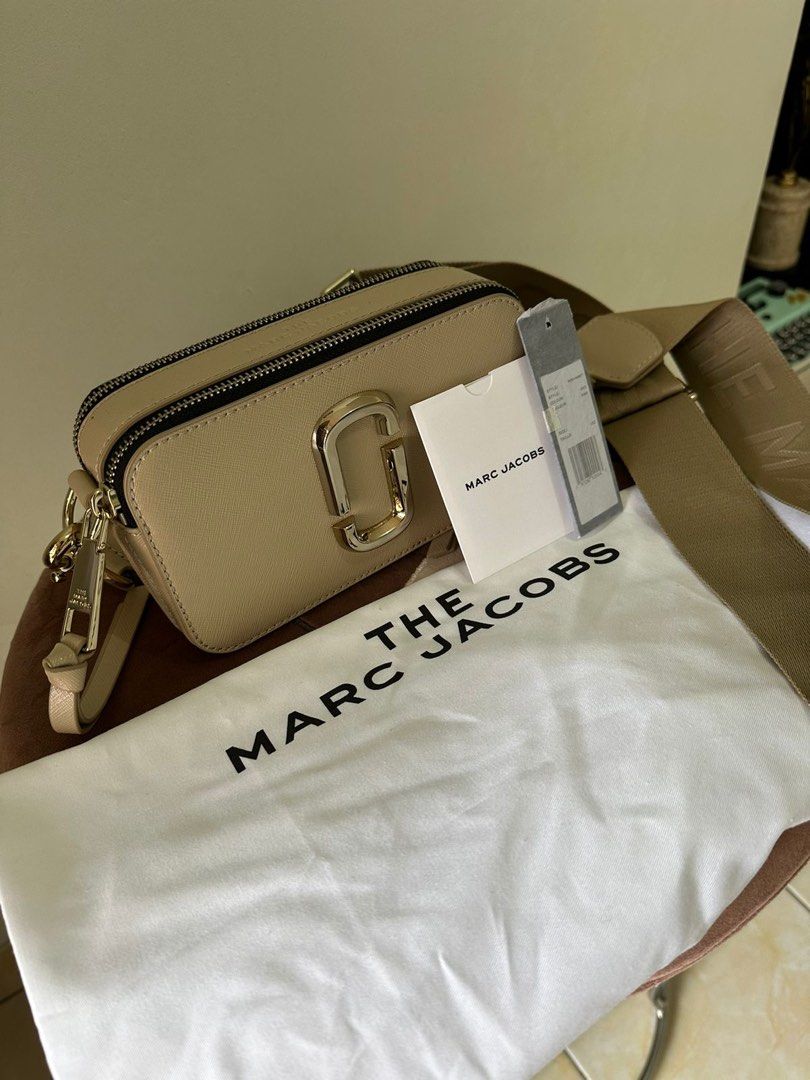 Marc Jacob Snapshot Camera, Fesyen Wanita, Tas & Dompet di Carousell