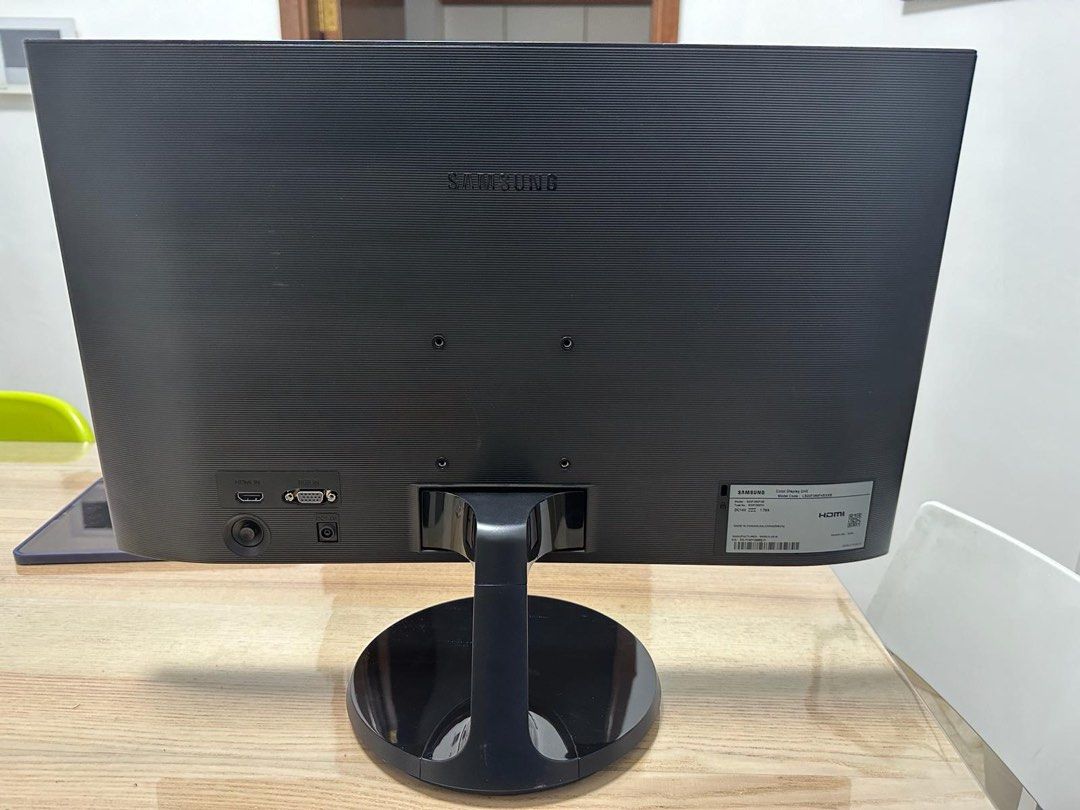 Samsung 22" LED Monitor S22F350FHE, Computers & Tech, Parts ...