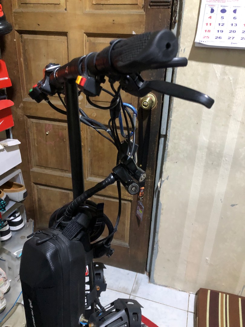 scooter/tomini, Sports Equipment, Bicycles & Parts, Bicycles on Carousell