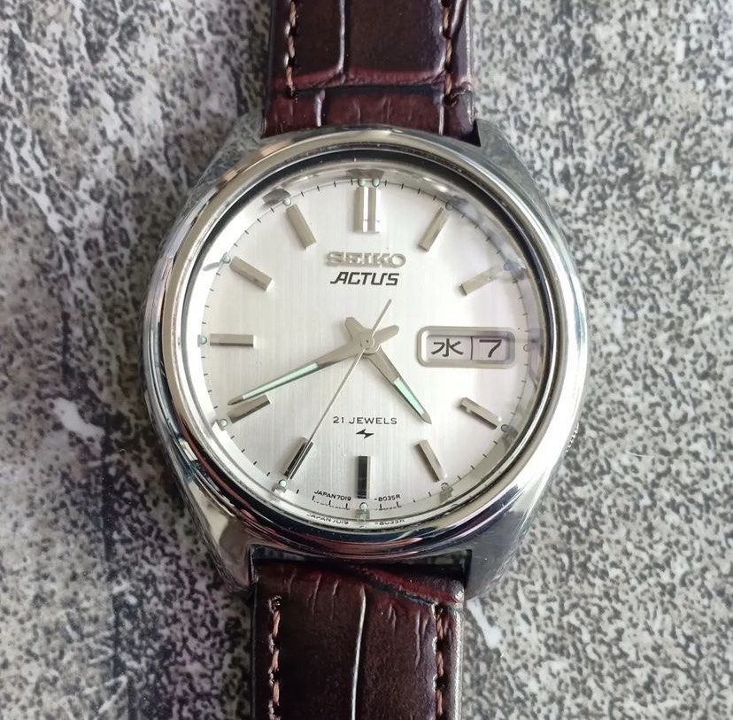 Seiko Actus JDM Vintage Automatic, Fesyen Pria, Jam Tangan di Carousell