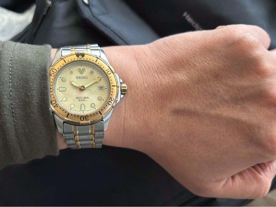 Seiko Scuba 200m quartz diver, March 1991, Luxury, Watches on Carousell