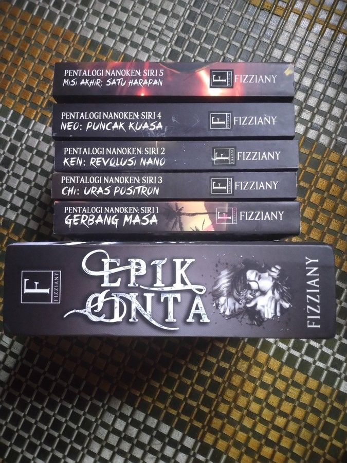 Set Novel Fizziany, Hobbies & Toys, Books & Magazines, Storybooks on ...