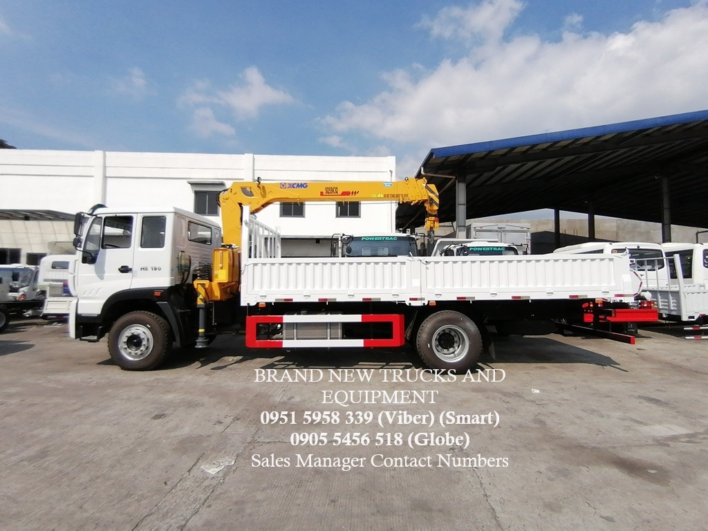 Sinotruk H5 6 wheeler cargo boom truck 5 tons 4x2 drive euro 2 190hp ...