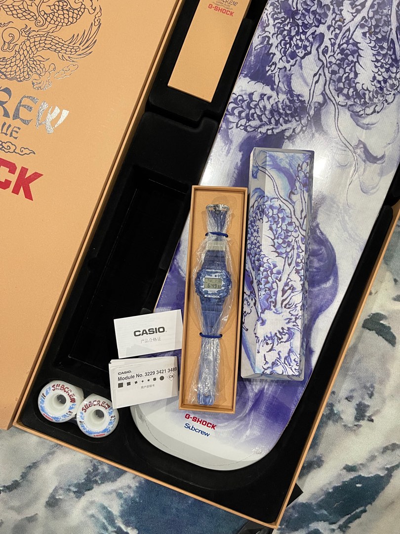 SUBCREW X G-SHOCK DW-5600BWP-2PFS, Men's Fashion, Watches & Accessories ...