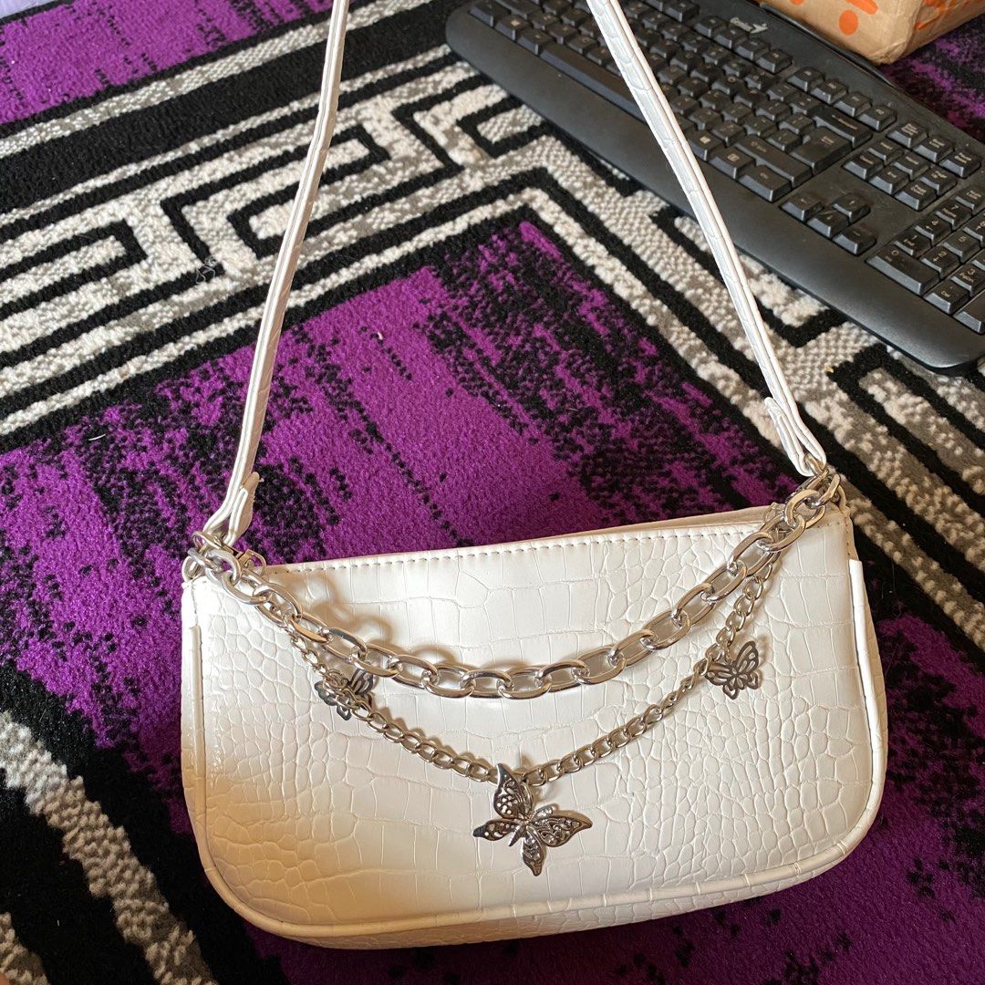 Tas KKV butterfly, Fesyen Wanita, Tas & Dompet di Carousell