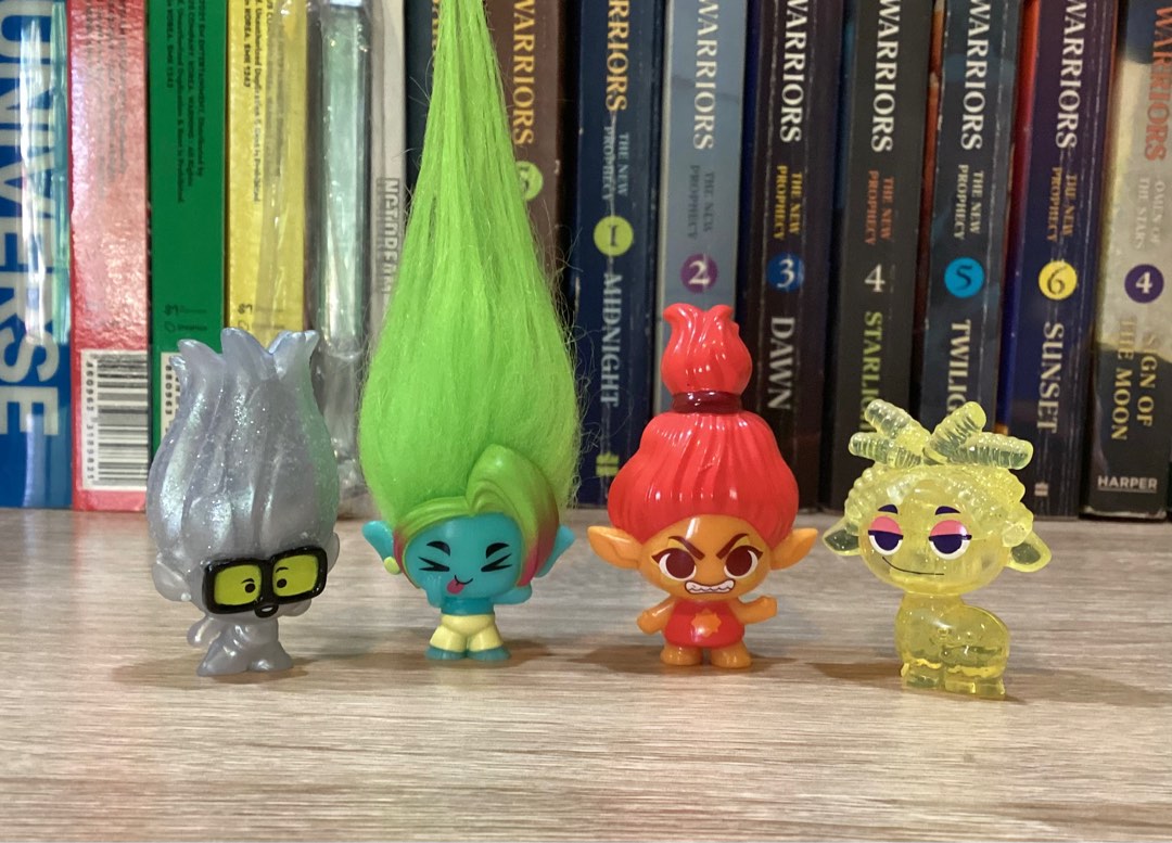 Trolls Band Together Mineez Floyd Set, Hobbies & Toys, Toys & Games on ...