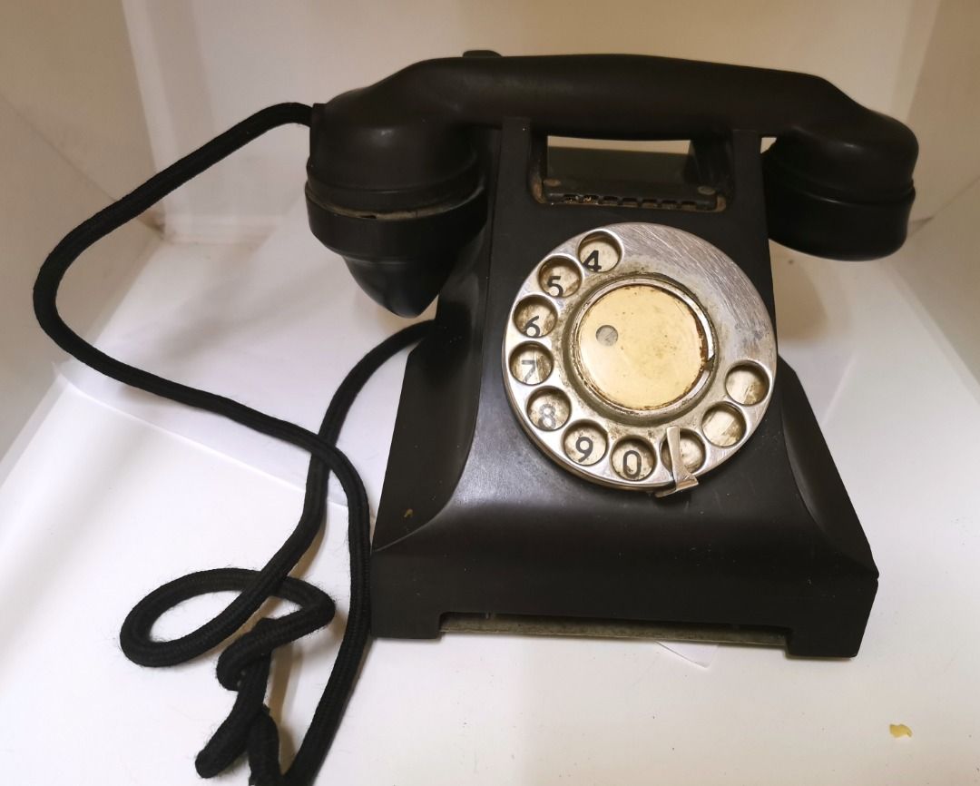 Vintage Bakelite Telephone 1950s, Hobbies & Toys, Collectibles ...