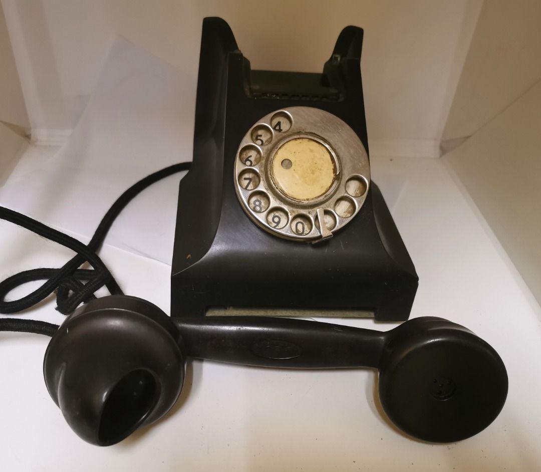 Vintage Bakelite Telephone 1950s, Hobbies & Toys, Collectibles ...
