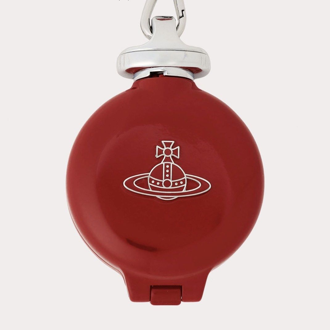 Vivienne Westwood ORB 金屬圓形便攜式煙灰缸 on Carousell