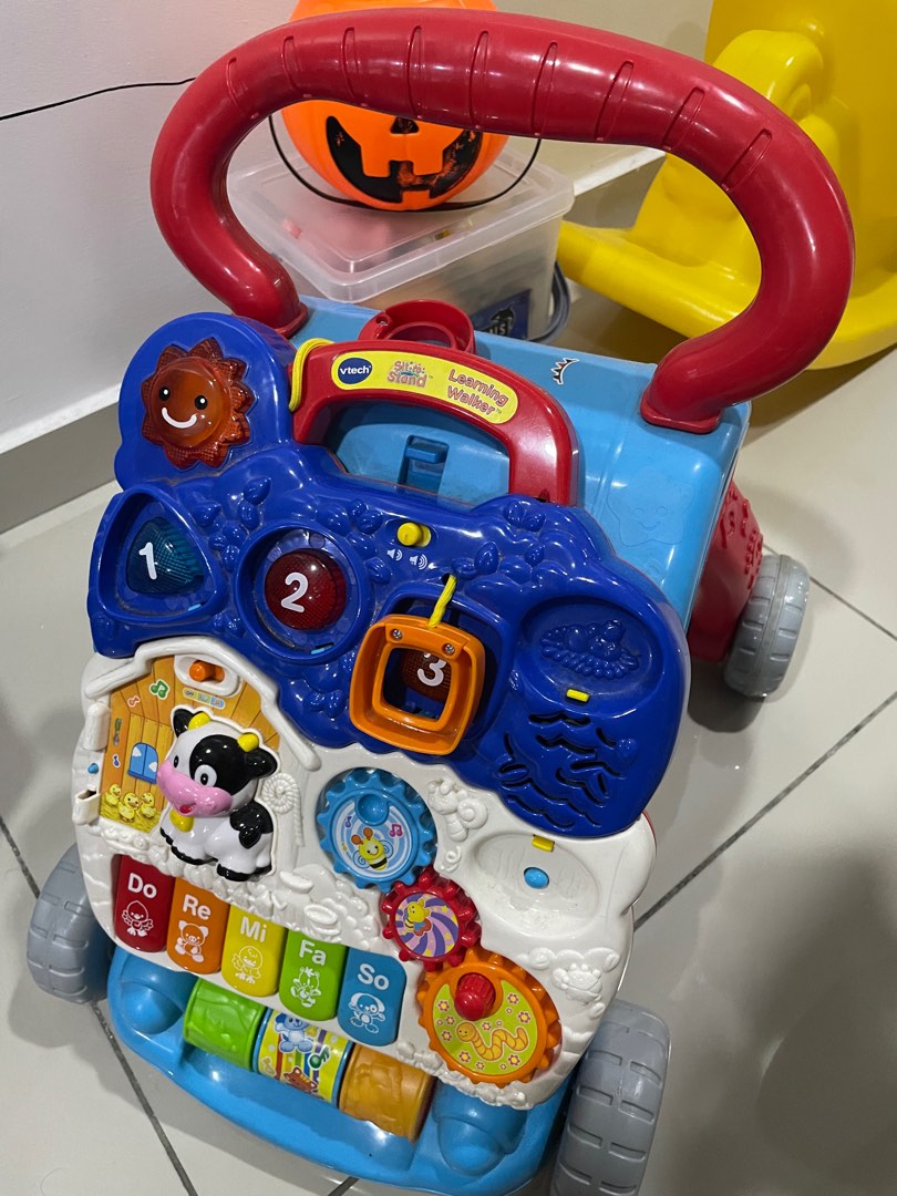 Vtech Walker, Babies & Kids, Infant Playtime on Carousell
