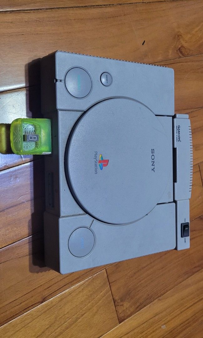 早期電玩遊戲機 ps1 +DVD播放器（圖片上）未測試, 電玩遊戲相關, 電玩主機, PlayStation在旋轉拍賣