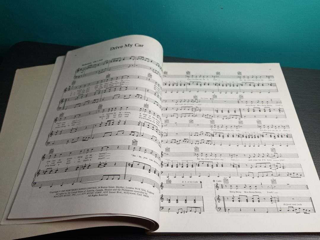 Beatlemania Book 1963-1966 Vol.1 Beatles Songbook, Hobbies & Toys ...