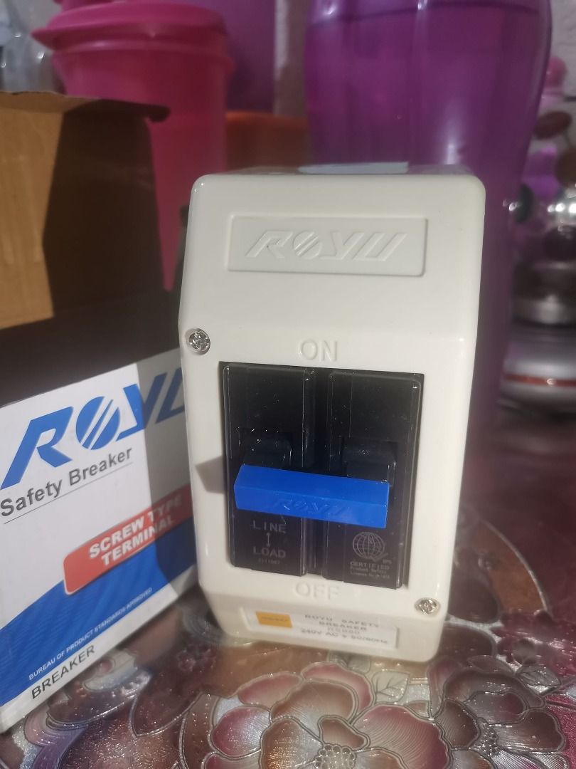 Brand new safety breaker RSB60 2 Pole 220V~60A, Commercial & Industrial ...