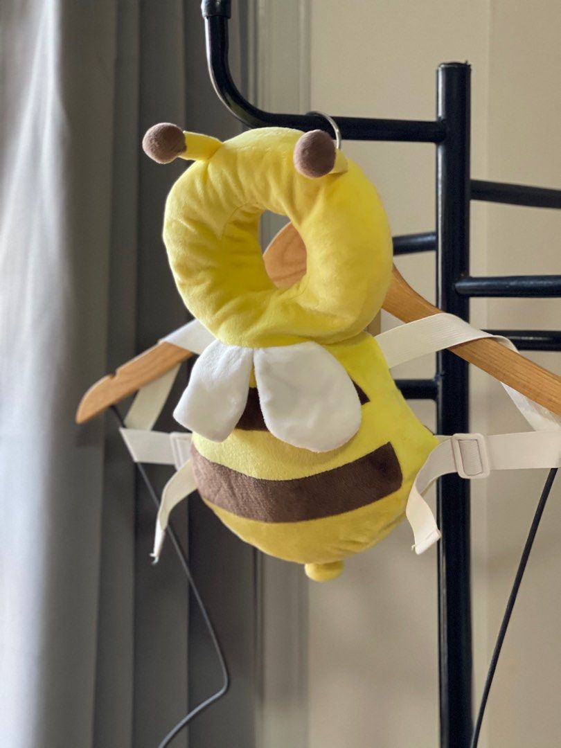 bumble bee head protector