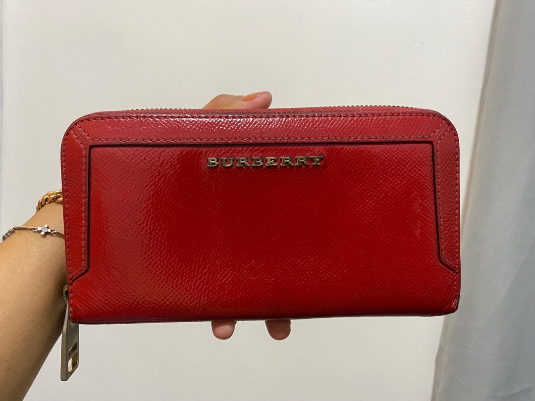 BURBERRY COMPACT WALLET RED, Luxury, Bags & Wallets on Carousell