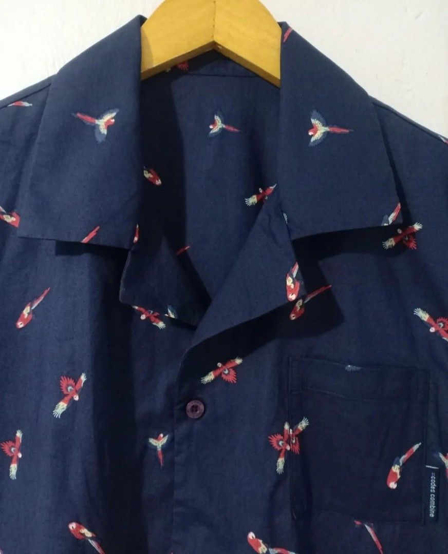 Codes Combine, Fesyen Pria, Pakaian , Atasan di Carousell