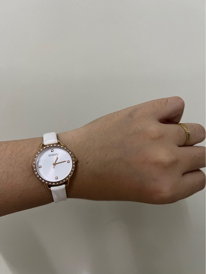 Guess Watch (STRIPE DEFECT) , Women's Fashion, Watches & Accessories ...