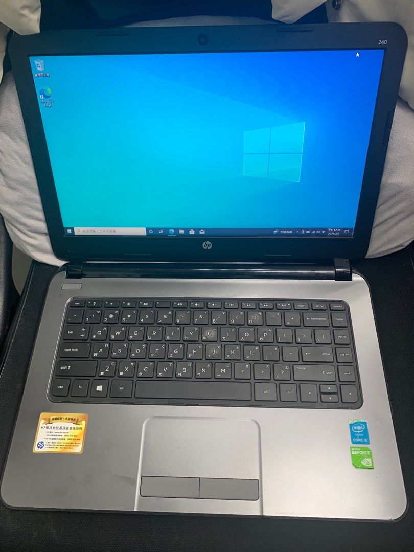 HP 240 G3 14吋 4G 240G 黑色, 電腦及科技產品, 桌上電腦或筆記型電腦在旋轉拍賣