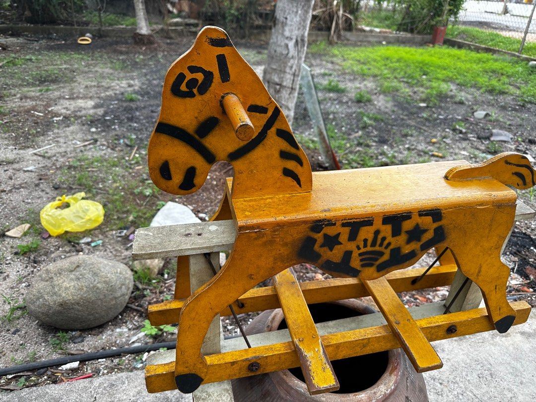 Kuda kayu lame vintage, Hobbies & Toys, Collectibles & Memorabilia ...