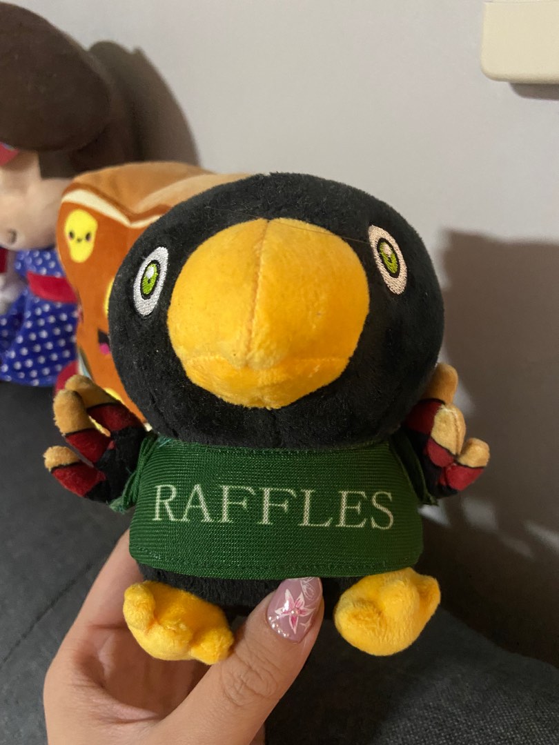 NUS Raffles Hall plushie, Hobbies & Toys, Toys & Games on Carousell