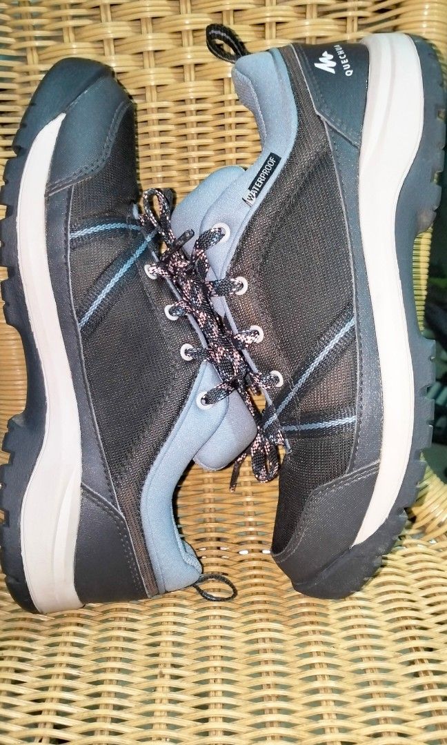 Quechua, Sports Equipment, Hiking & Camping on Carousell