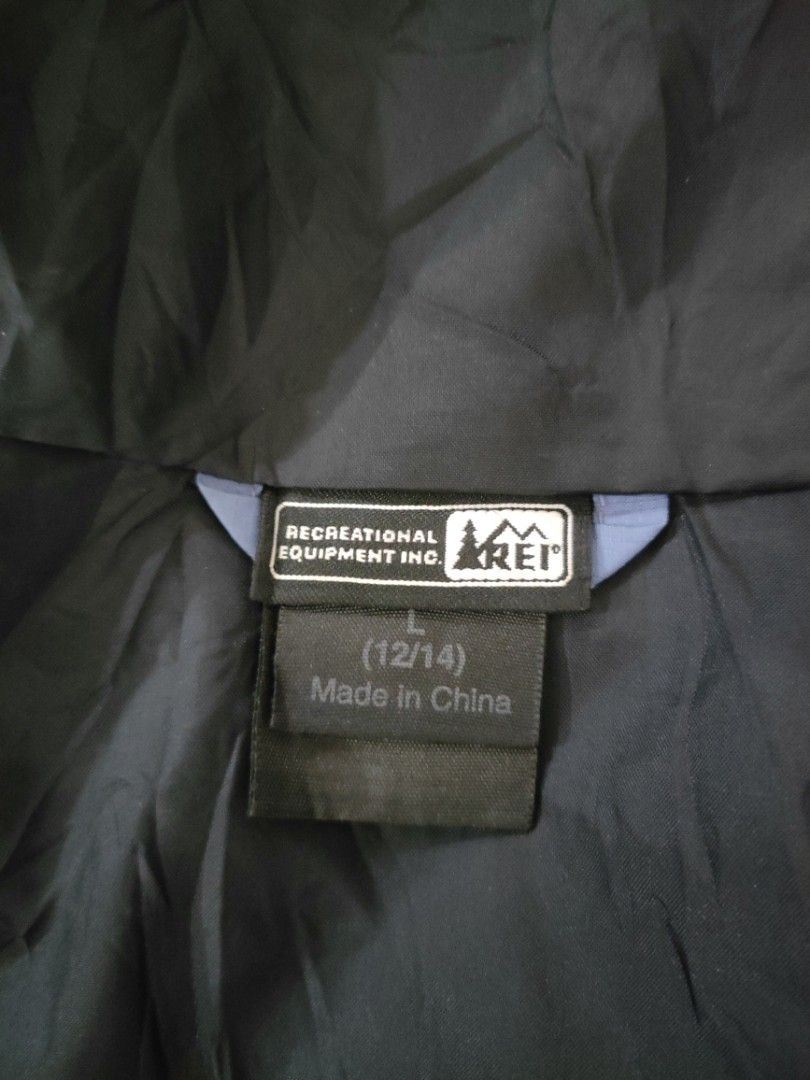 REI Elements Rain Jacket, Men's Fashion, Coats, Jackets and Outerwear ...