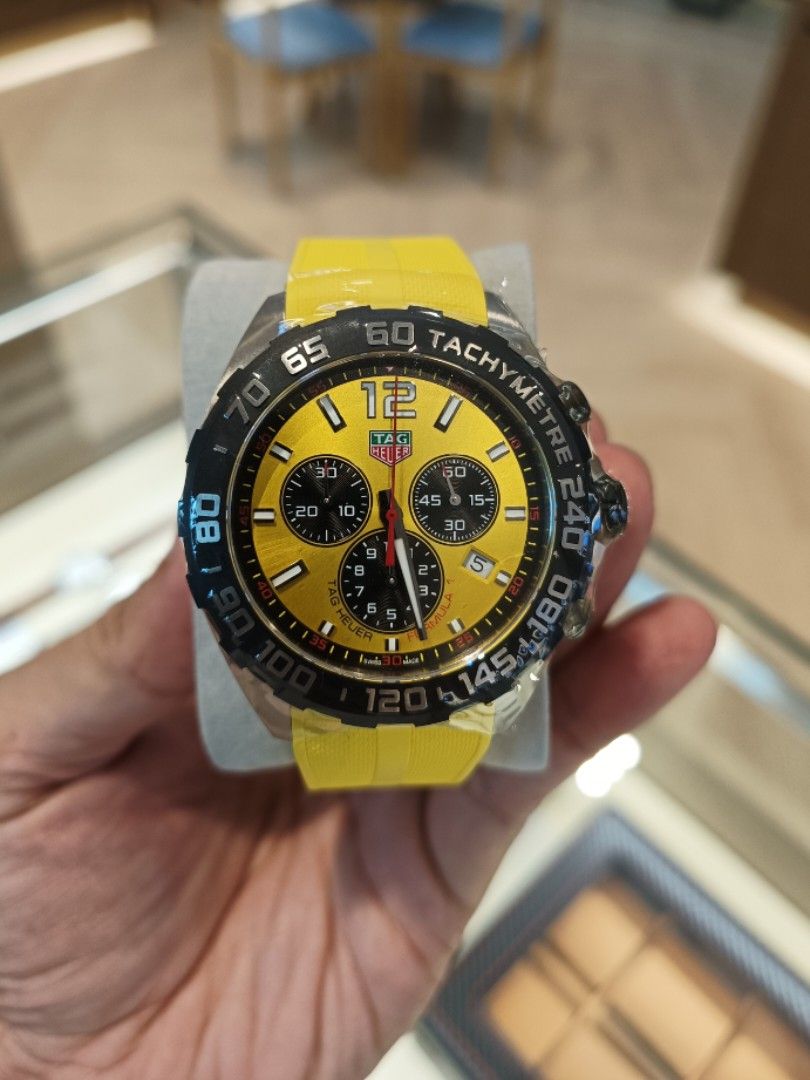 TAG Heuer Formula 1 Quartz Chronograph (43mm), Luxury, Watches on Carousell