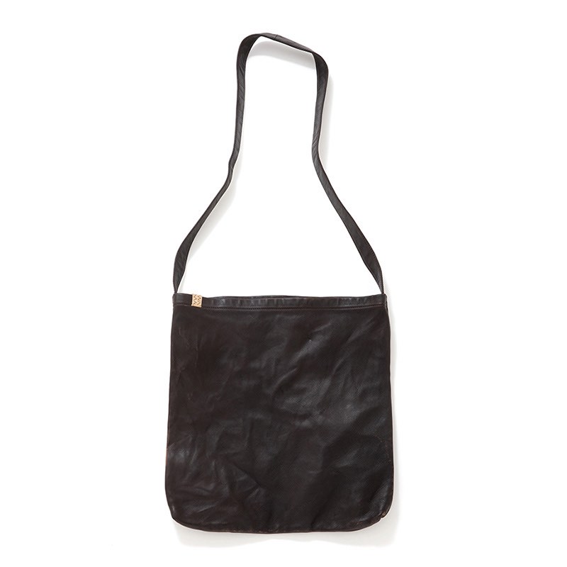 visvim RECORD BAG DMGD (IT VEG.H), 名牌, 手袋及銀包 - Carousell