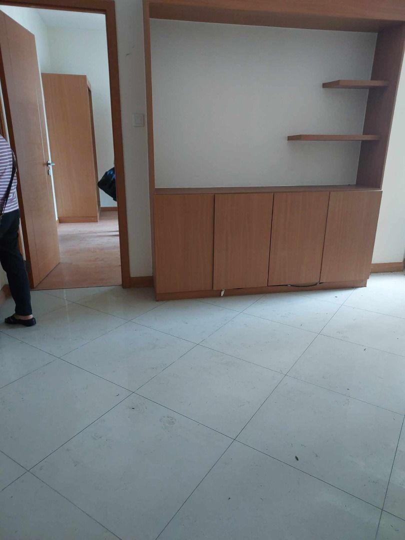 53.30 sqm Foreclosed Condo Unit for SALE at The Trion Tower 2, BGC ...