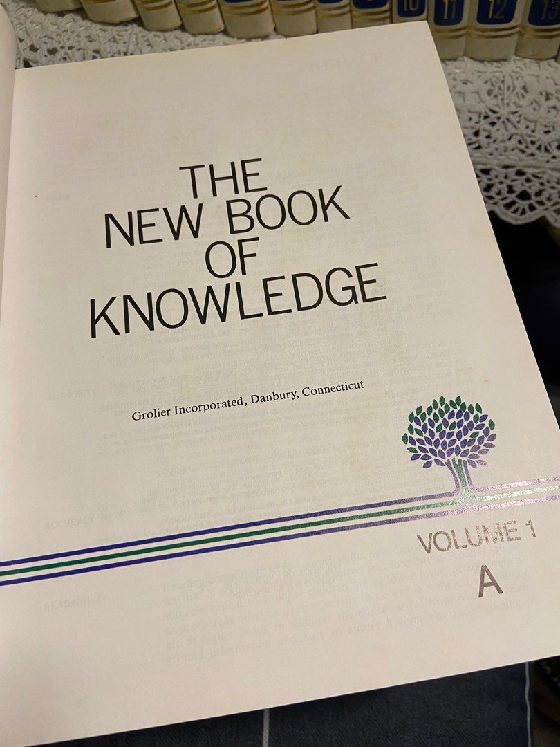 今日限時匯款價$2880！英文百科全書 1-21 （The New Book Of Knowledge 1-21) , 書籍、休閒與玩具, 書本及雜誌, 教科書、參考書在旋轉拍賣