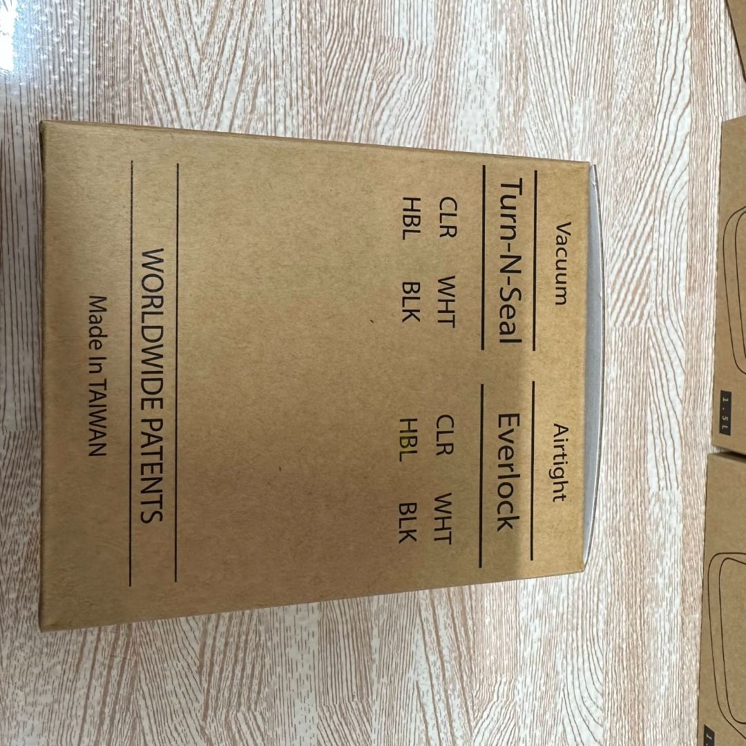 [全新現貨行貨] Ankomn Turn-N-Seal / Everlock 真空/氣密儲存罐, 傢俬＆家居, 廚具和餐具, 食物整理及儲存 - Carousell