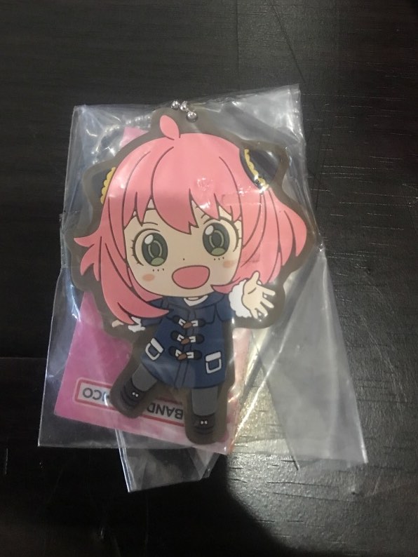 Anya Forger Spy x Family rubber keychain, Hobbies & Toys, Memorabilia ...
