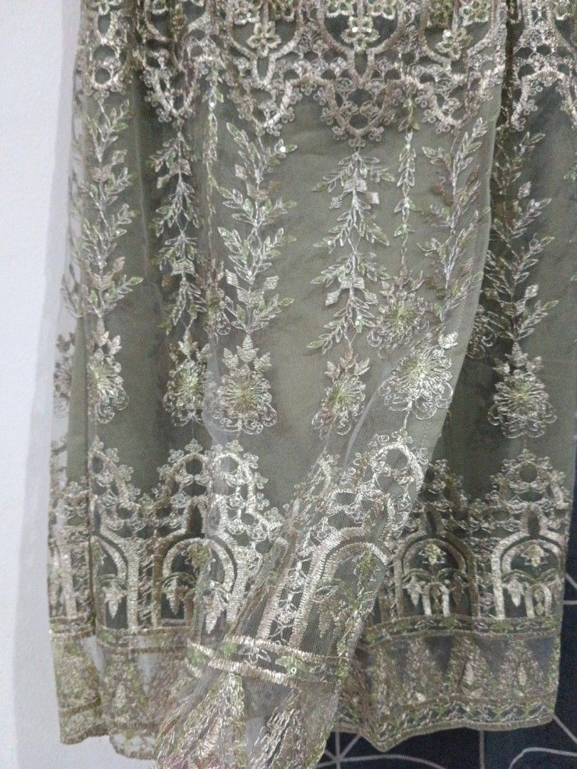 Baju kurung lace indonesia 2024, Women's Fashion, Muslimah Fashion ...