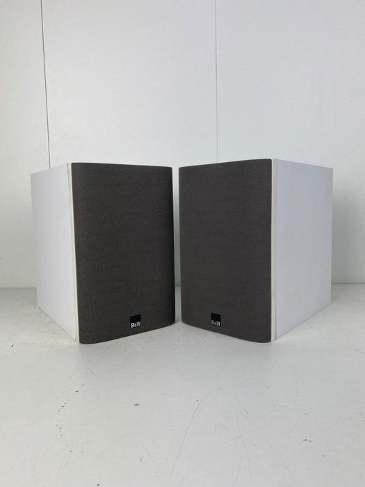 Bowers and Wilkins 686, Audio, Soundbars, Speakers & Amplifiers on ...