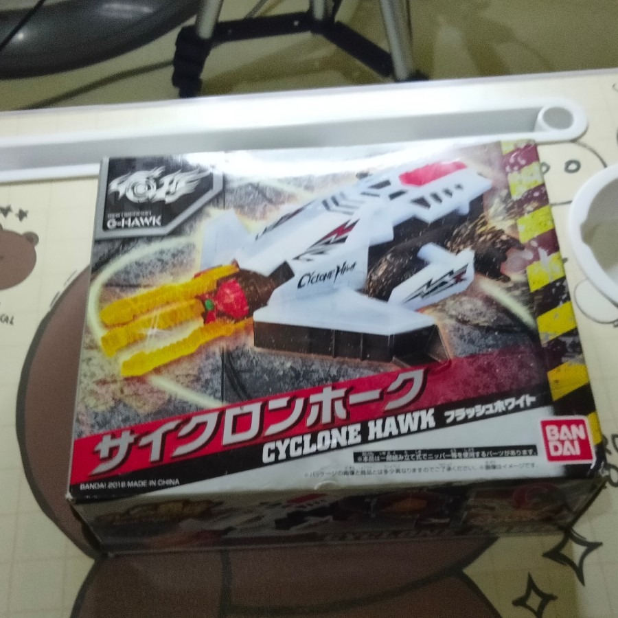 break goga merk Bandai Cyclone hawk putih, Toys & Collectibles, Mainan ...