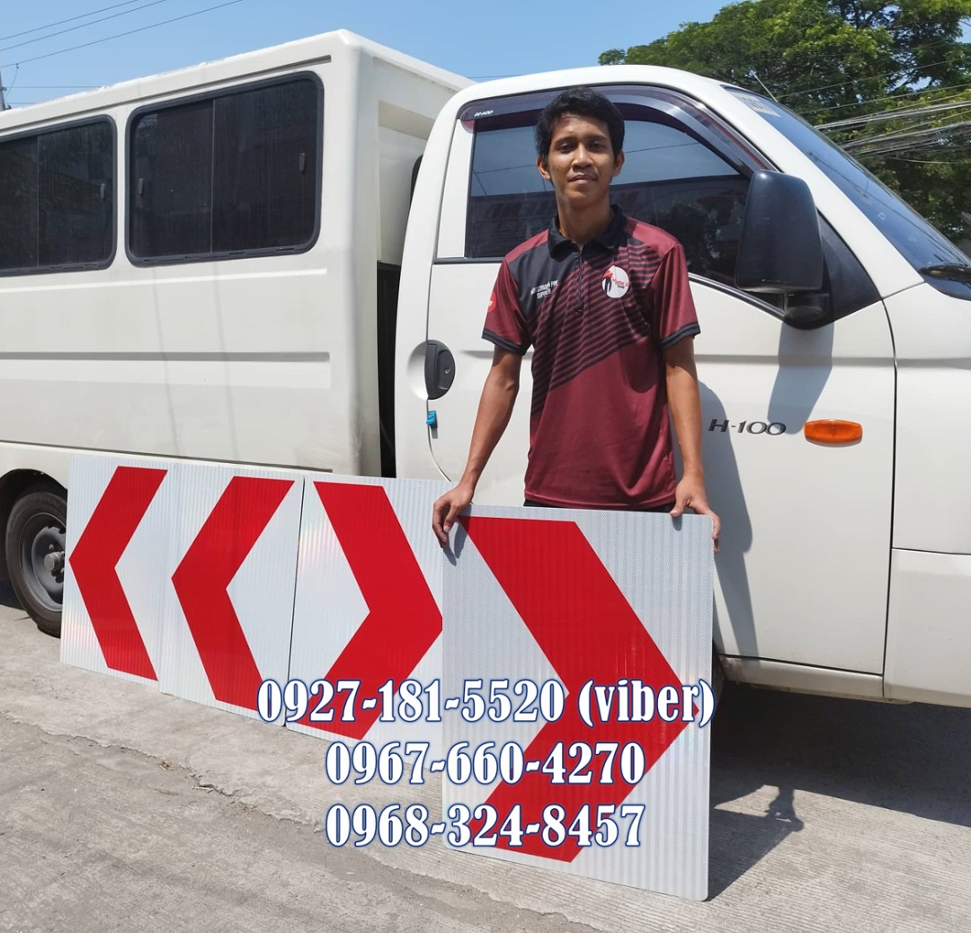 chevron signage, Commercial & Industrial, Industrial Equipment on Carousell