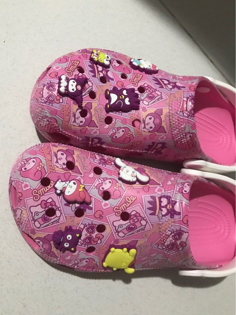 Crocs Sanrio Hello Kitty and Friends ( keroppi badtz maru my melody ...