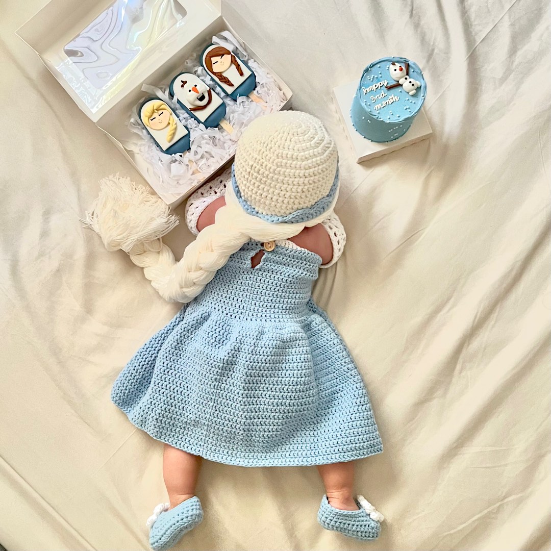 Elsa Frozen Baby Costume Milestone, Babies & Kids, Babies & Kids ...