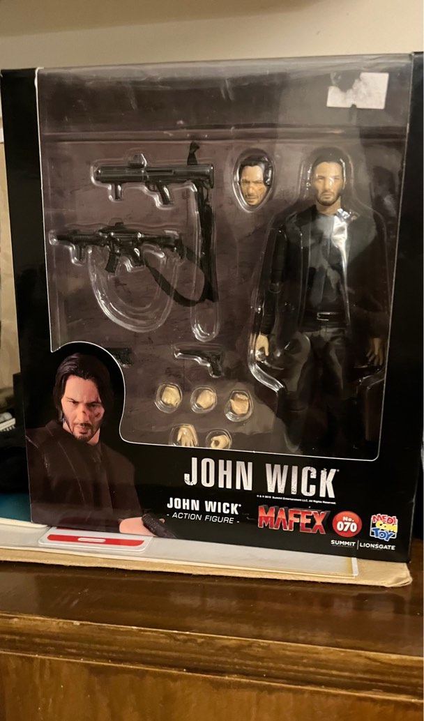 Mafex John Wick action figure, Hobbies & Toys, Toys & Games on Carousell