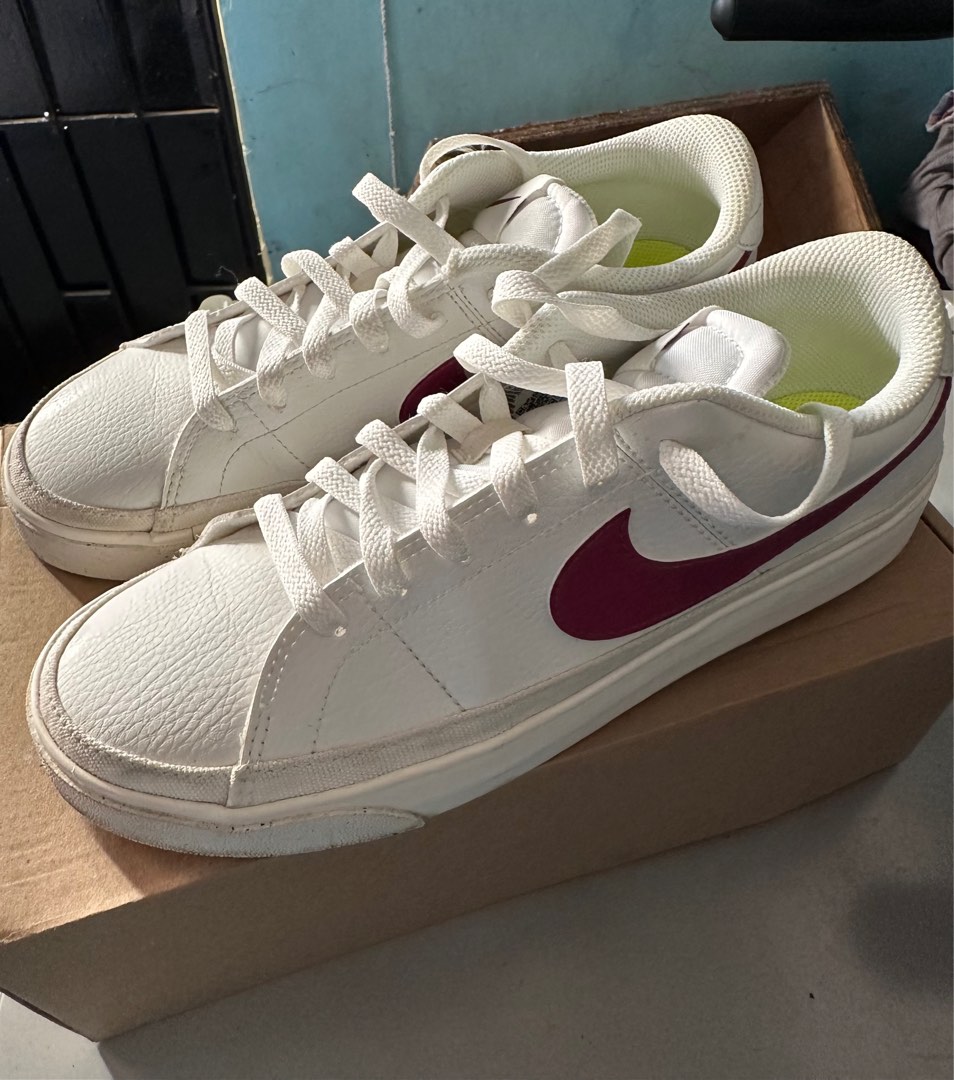 NIKE 2ND HAND WMNS NIKE COURT LEGACY INN, Women's Fashion, Footwear, Sneakers on Carousell